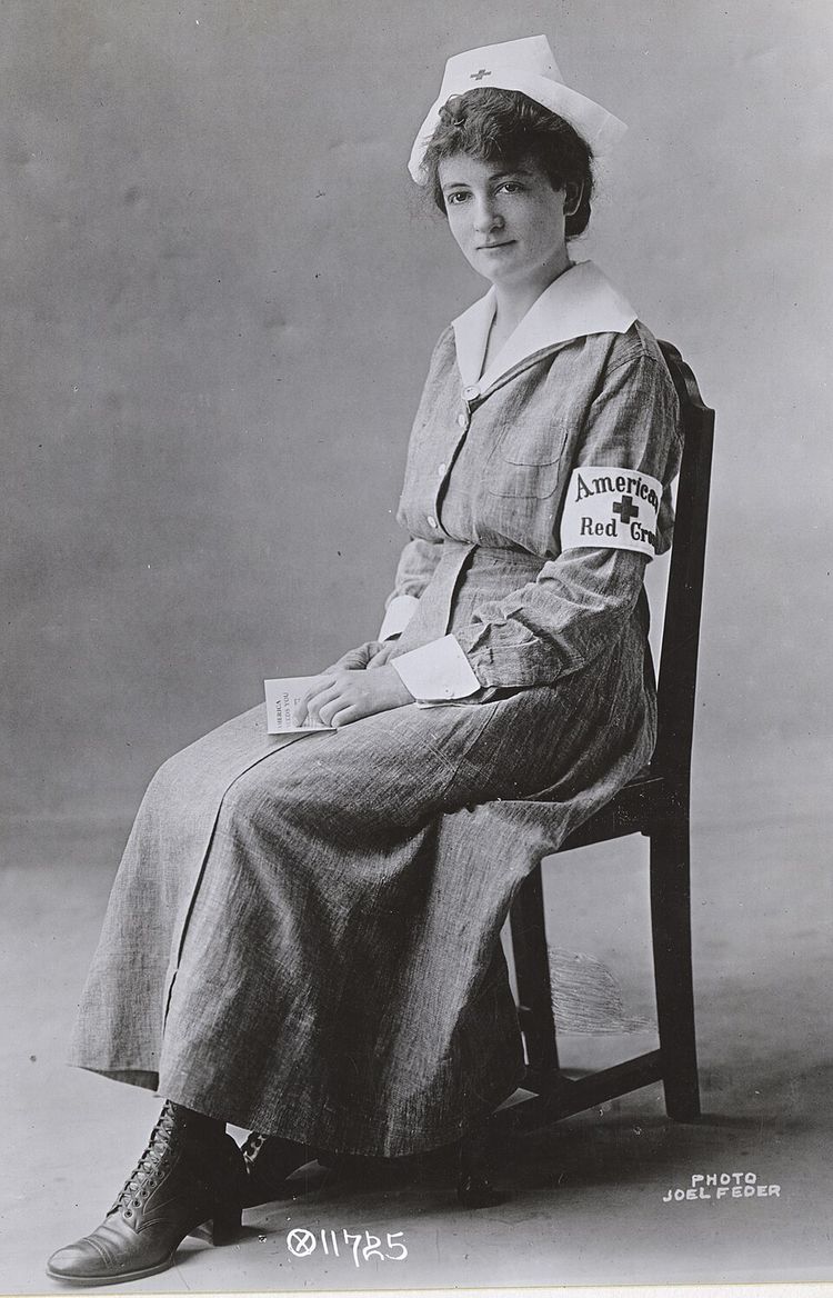 A Note on the Nursing Uniform: A Brief History | Mütter Museum